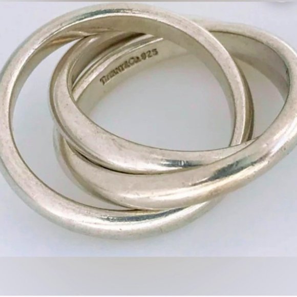 Tiffany & Co. | Jewelry | Tiffany Co Sterling Silver 925 Interlocking ...